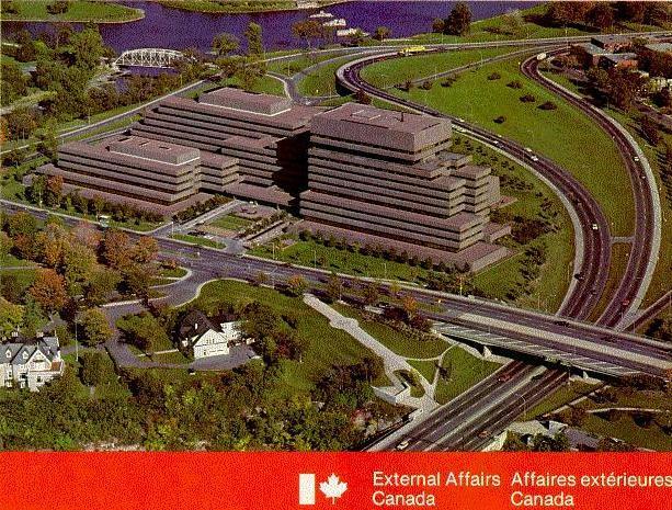 Canadian Comm Center